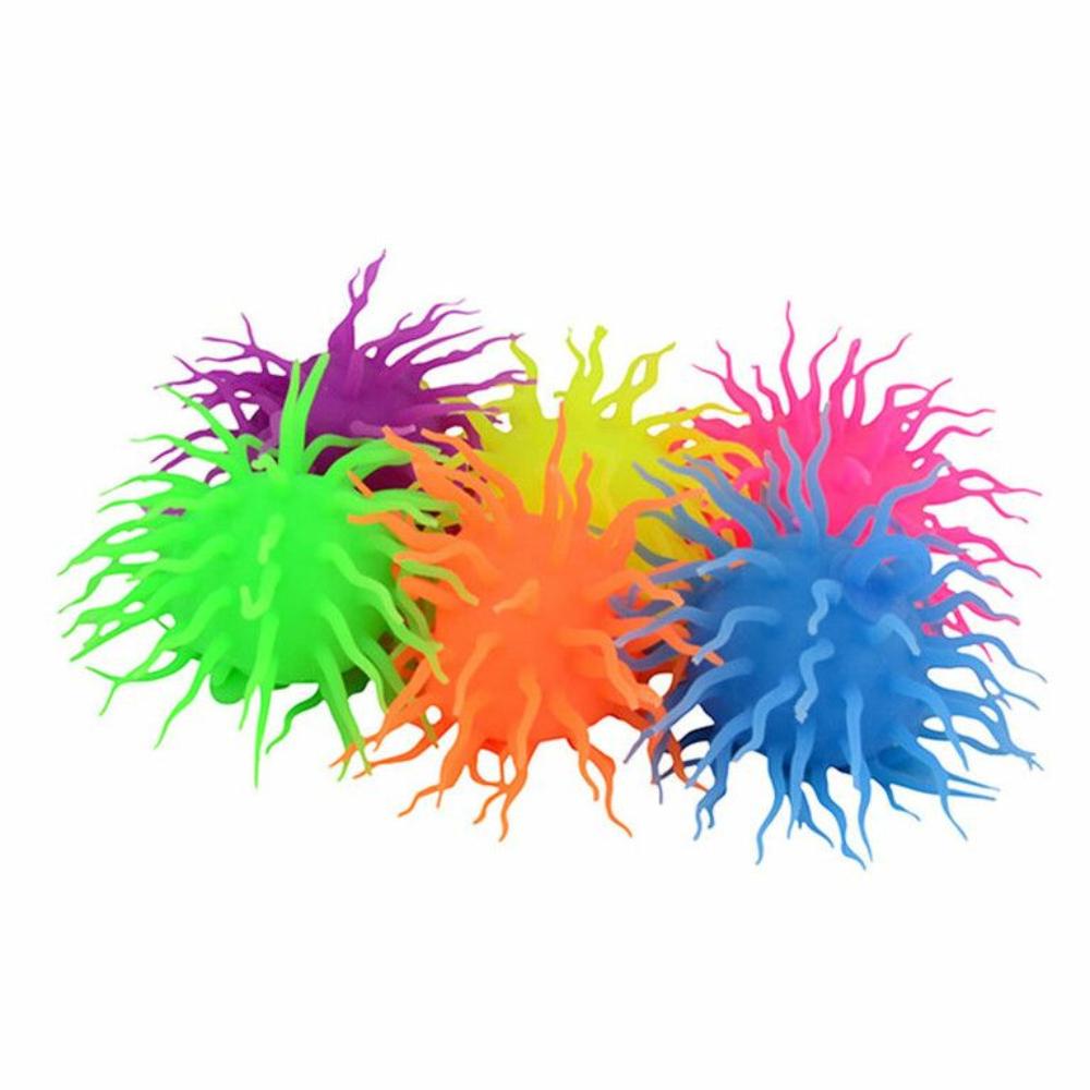 JohnToy Spike Fluffy Ball with Light, Ø 12cm – Toymagic